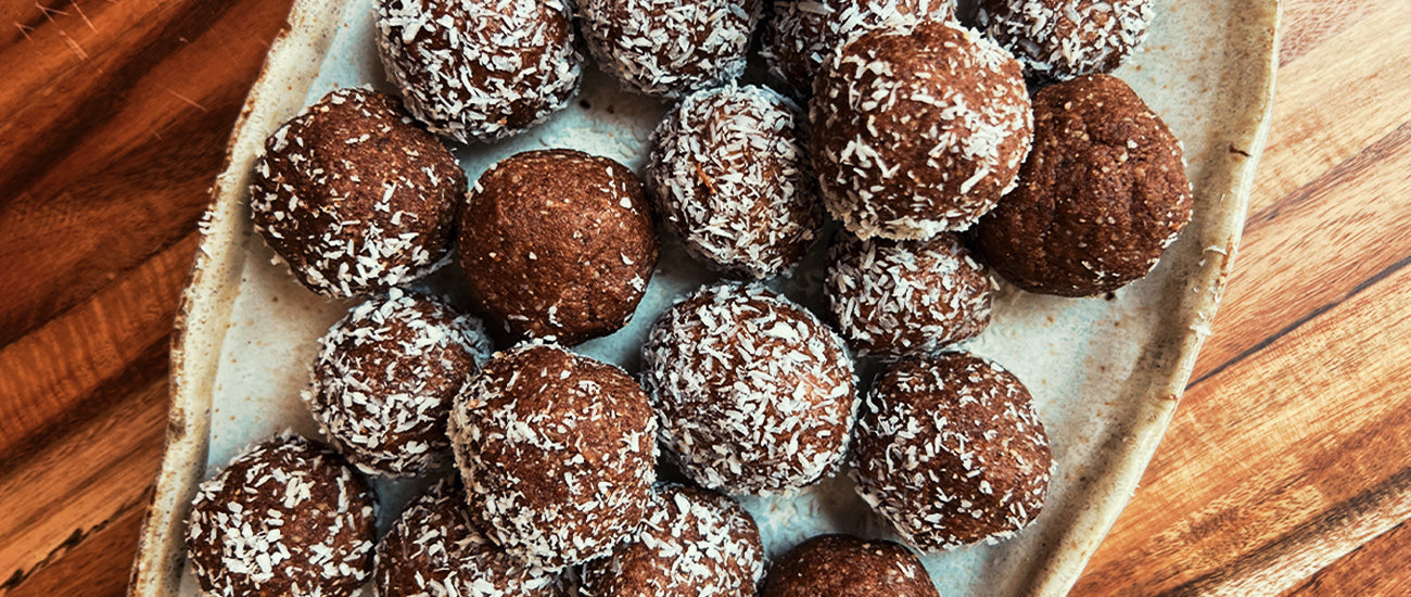 Mocha Gingerbread Bliss Balls & Beforeyouspeak Coffee